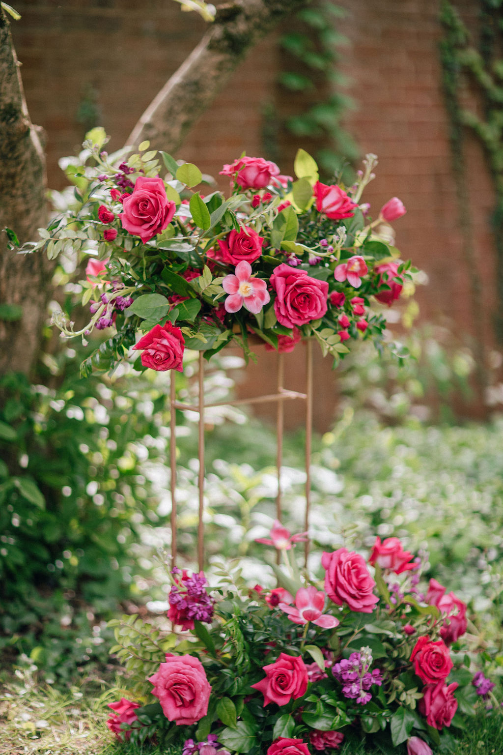 A Captivating Spring Wedding at Peterloon Estate - Floral V Designs